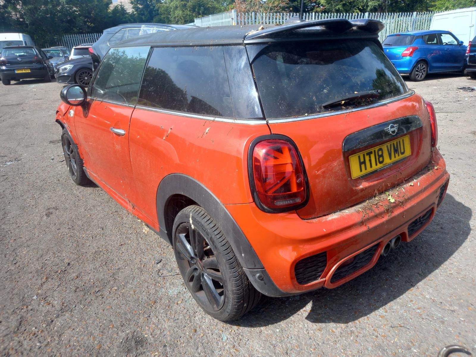 MINI (BMW) MINI 2018 3 Door Hatchback Breaking - Silverlake Automotive ...