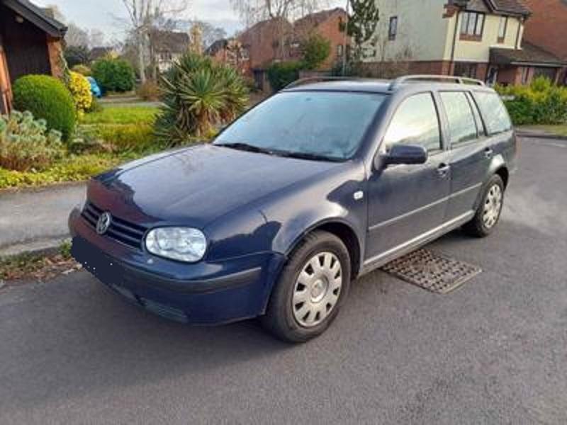 VOLKSWAGEN GOLF 2001 5 Door Estate Breaking - Silverlake Automotive ...