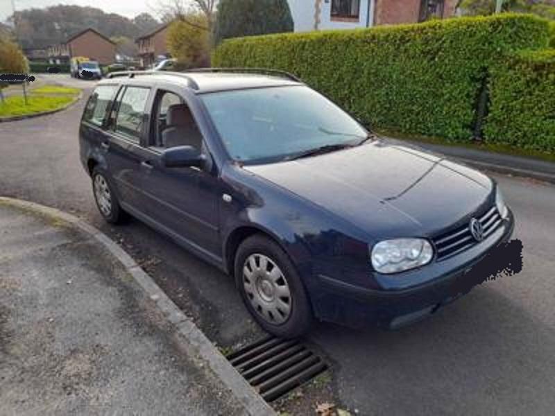 VOLKSWAGEN GOLF 2001 5 Door Estate Breaking - Silverlake Automotive ...