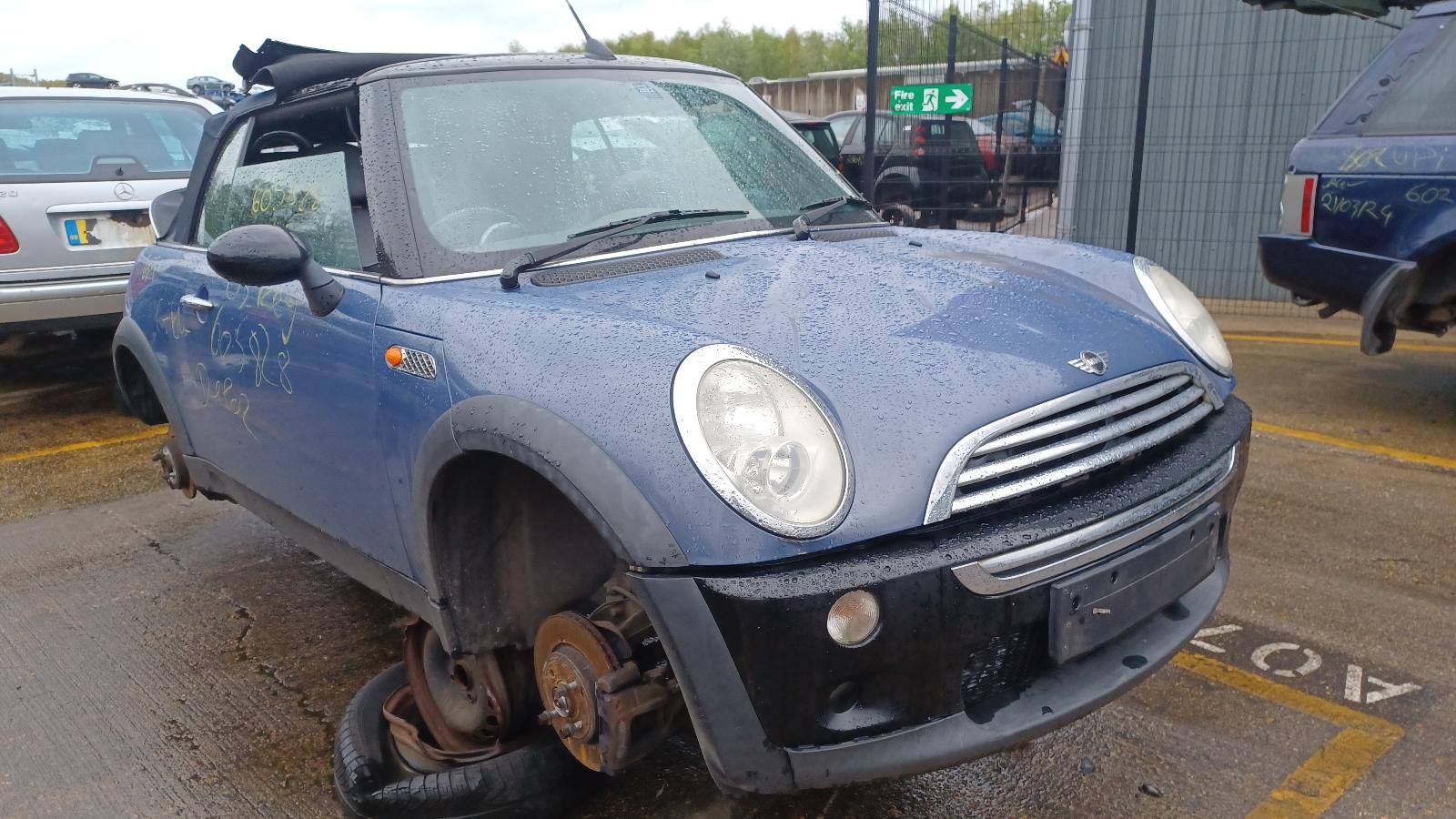 MINI (BMW) MINI 2005 2 Door Convertible Breaking - Silverlake ...