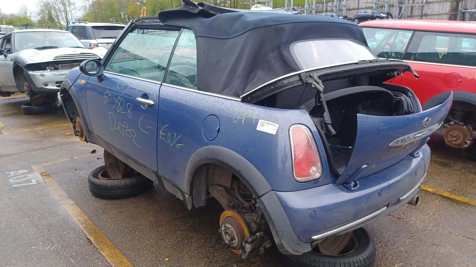 MINI (BMW) MINI 2005 2 Door Convertible Breaking - Silverlake ...