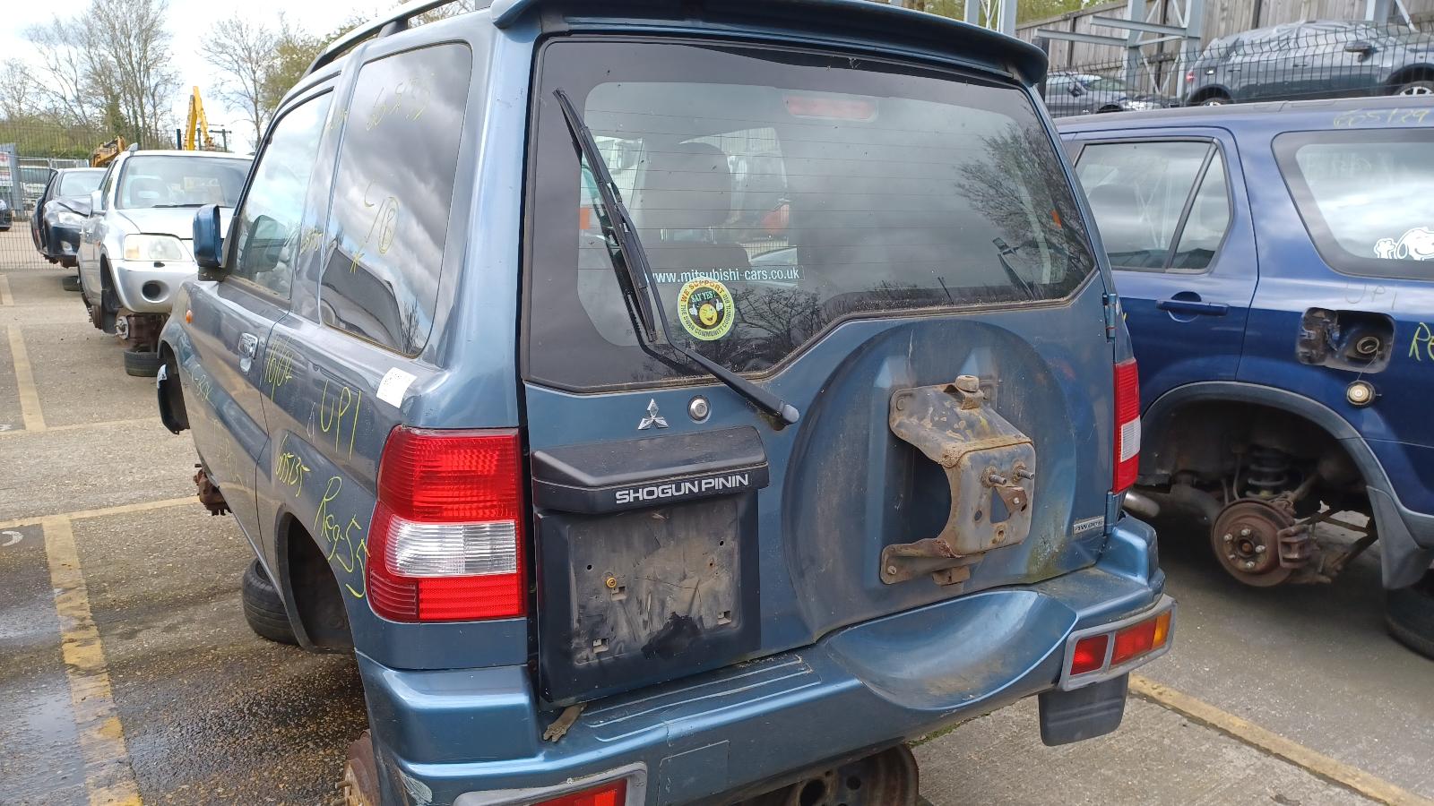 MITSUBISHI SHOGUN PININ 2005 Unknown Van Breaking - Silverlake ...