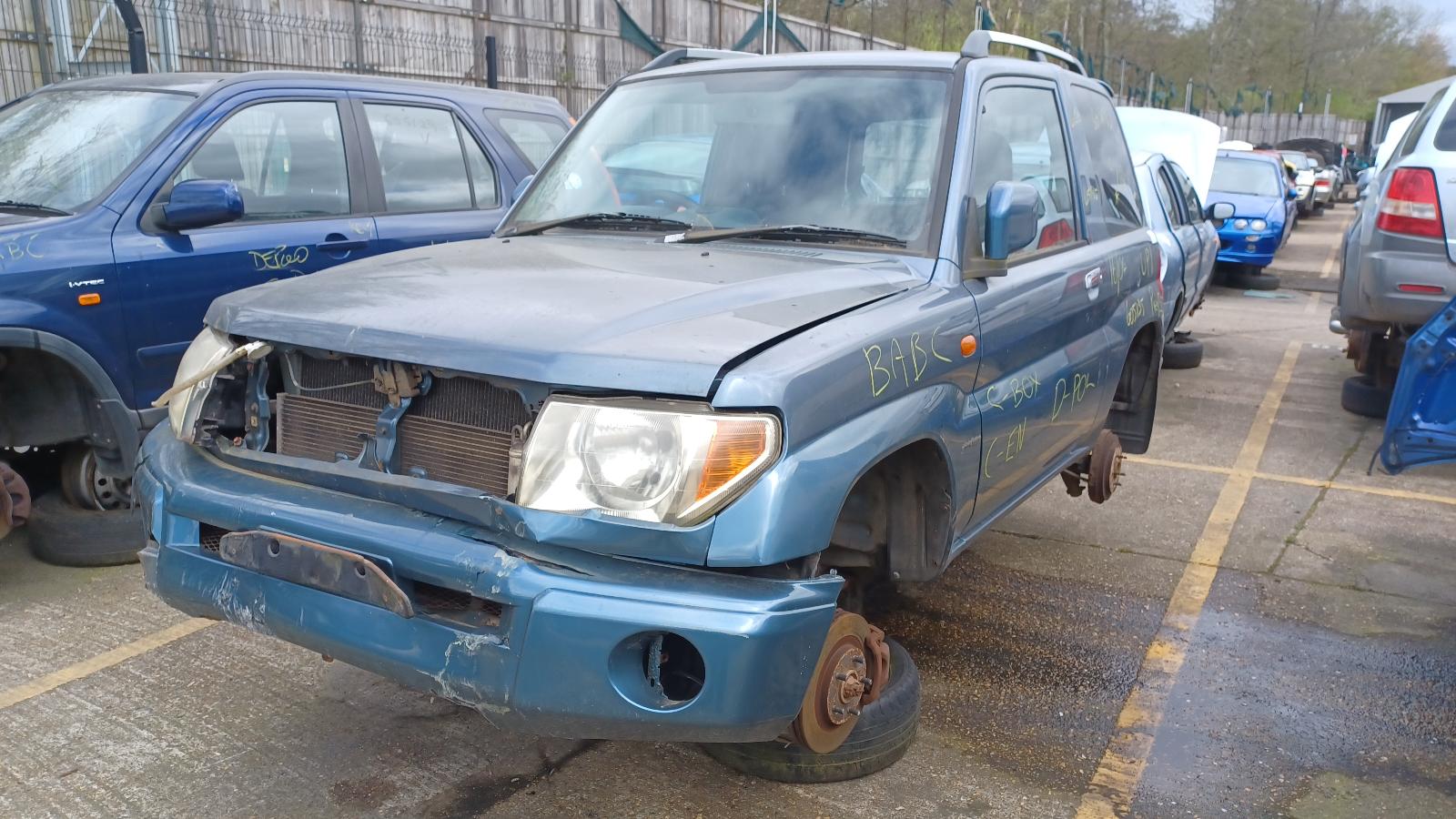 MITSUBISHI SHOGUN PININ 2005 Unknown Van Breaking - Silverlake ...